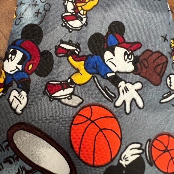 Disney | Accessories | Vintage Mickey Mouse Sports Tie Walt Disney ...